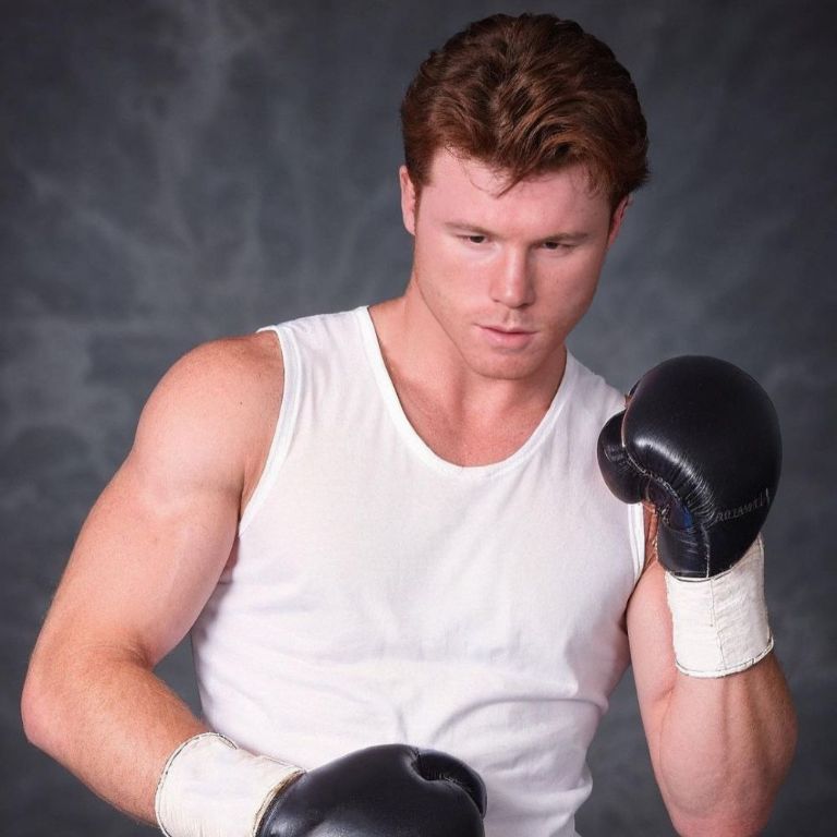 Luis Miguel y Canelo Álvarez en dueto cantando “La Bikina” - FM Globo