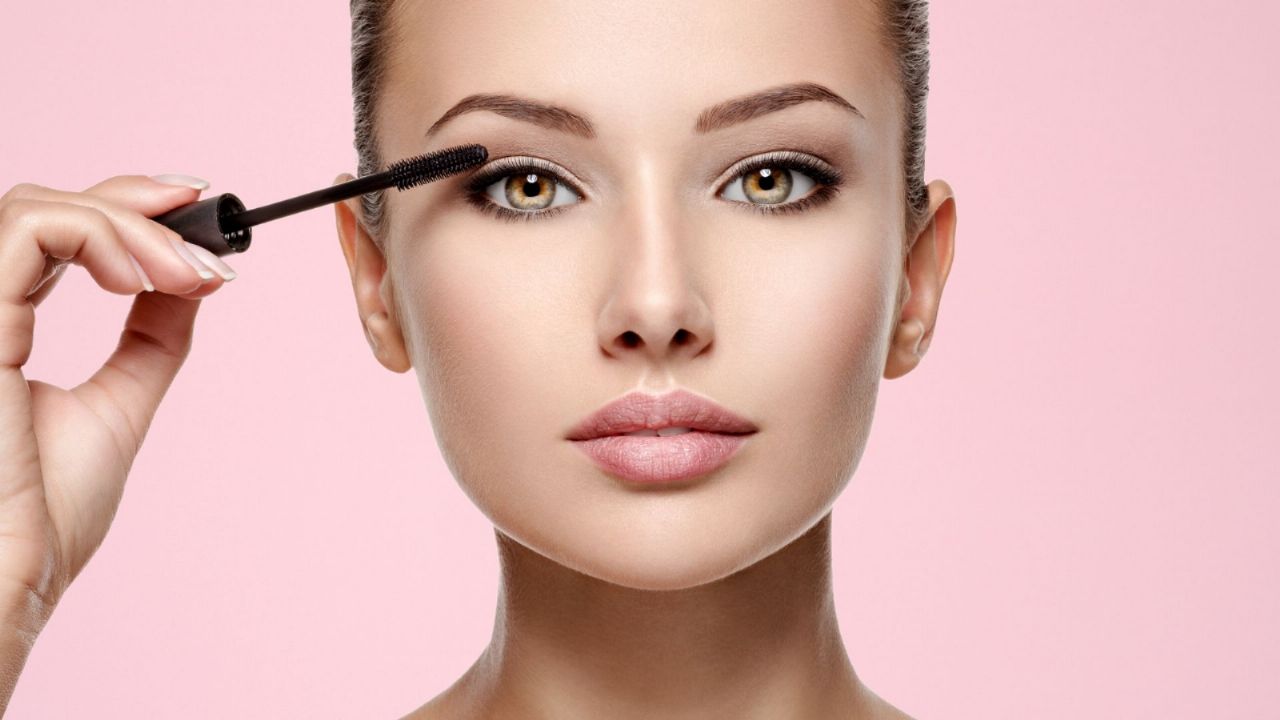 Las 3 mejores marcas de rímel para lograr pestañas largas de impacto según la IA | FM Globo